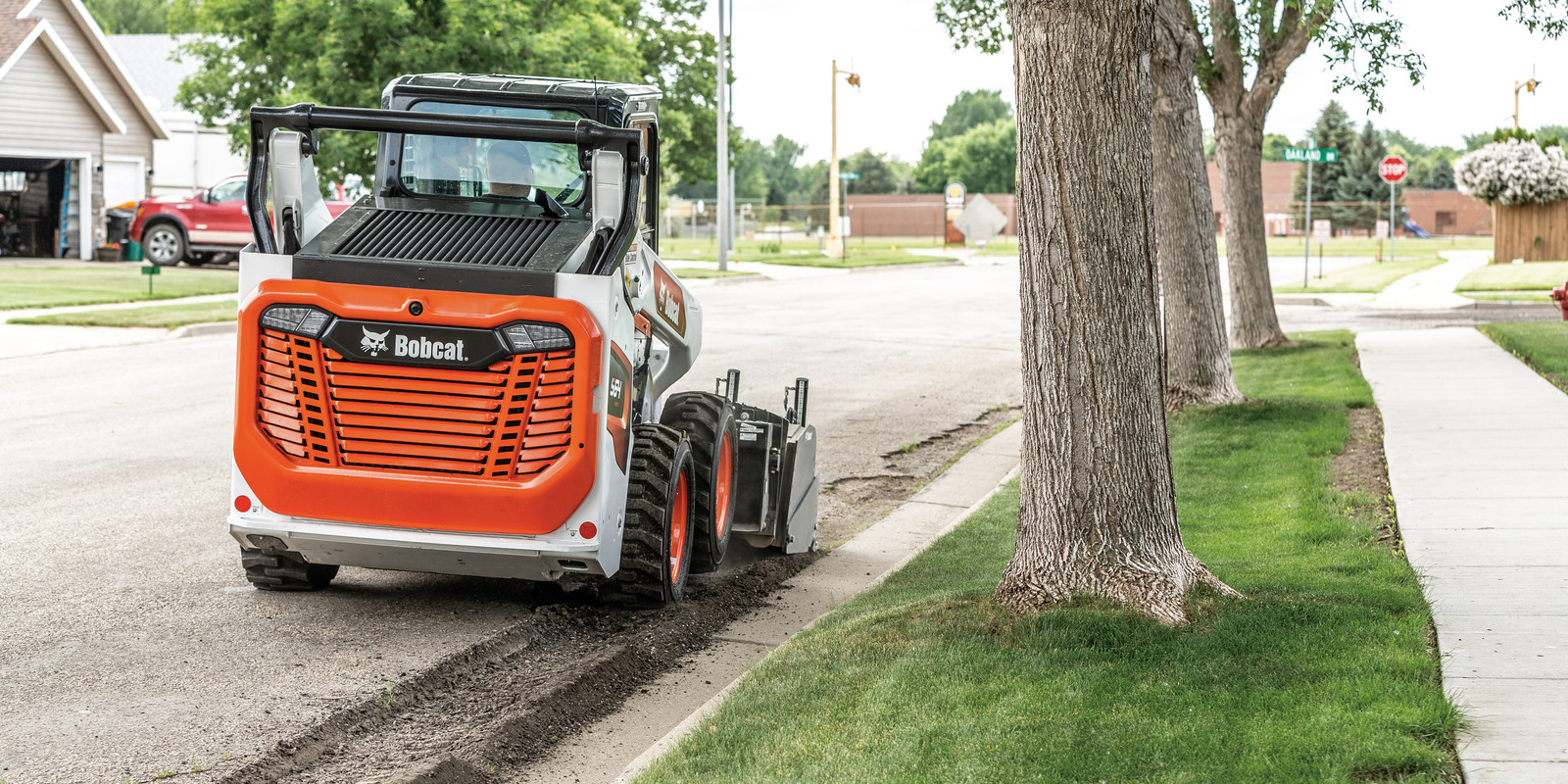 What is a Skid Loader? Your Guide to Bobcat Skid-Steer Loaders